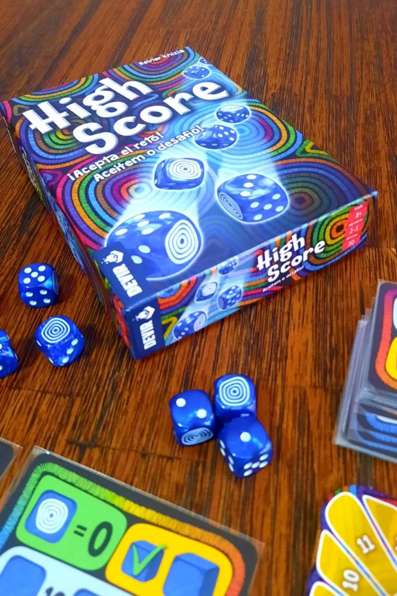 High Score, vem rolar dados e se divertir muito com sua família ...